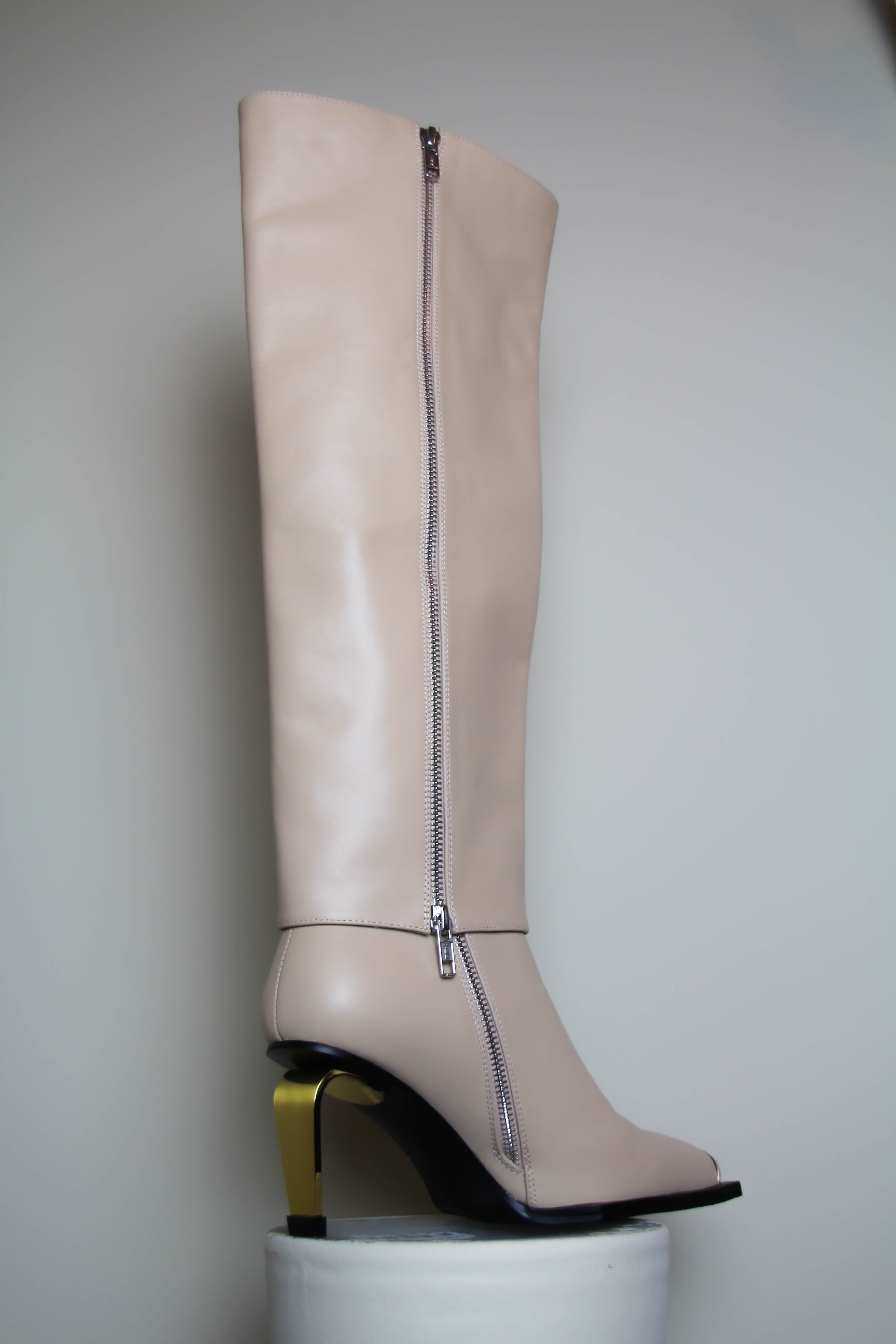 Beige boot extender – The Clothing Lounge