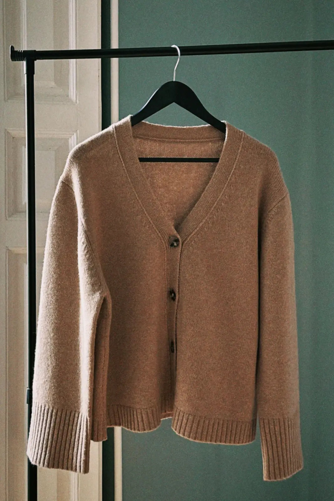 Sample 4 cardigan – The Clothing Lounge